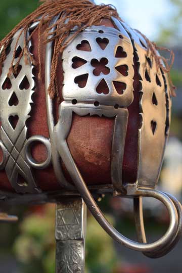 Swords of the World, Knives, Hangers and Daggers.: Scottish Pattern M ...